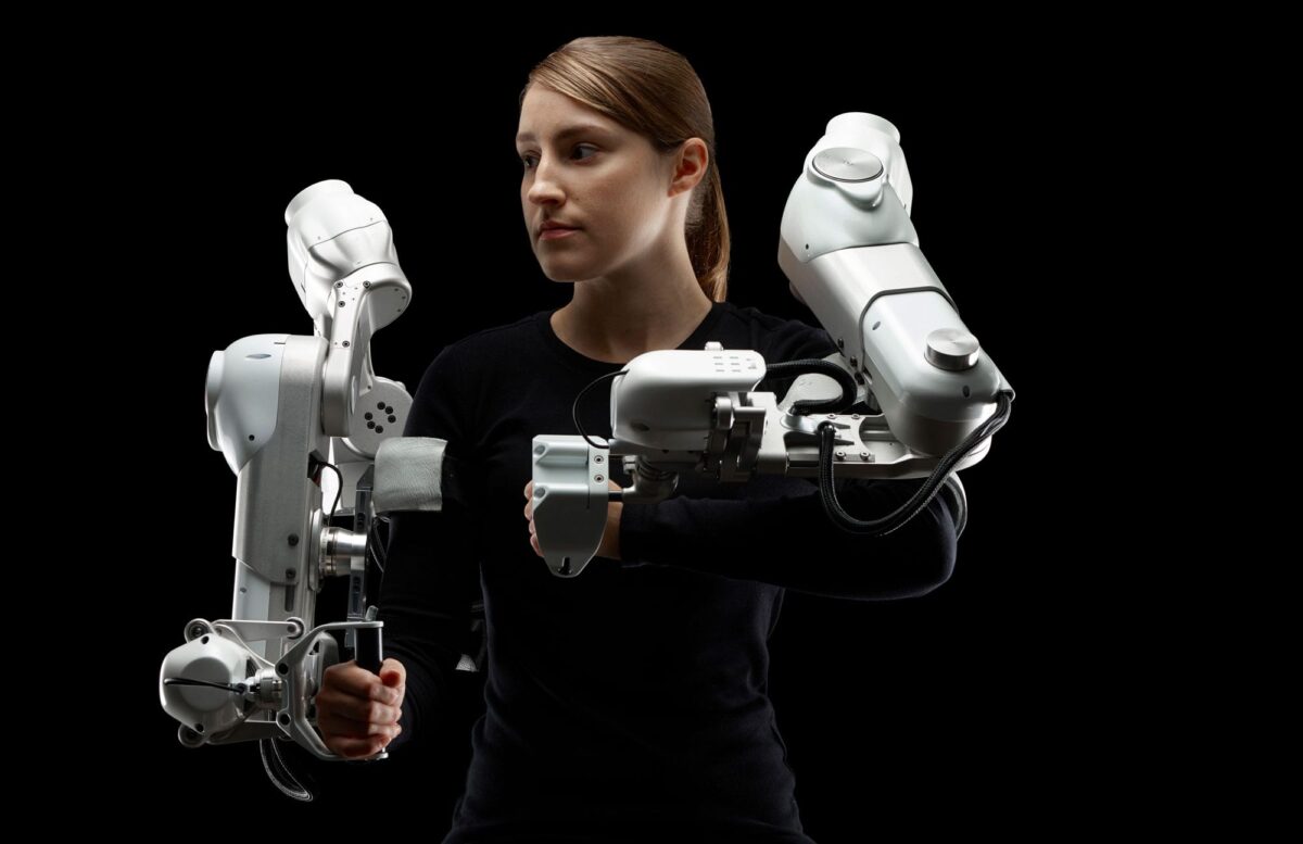 Exoskeletal robot improves physical therapy outcomes for stroke ...