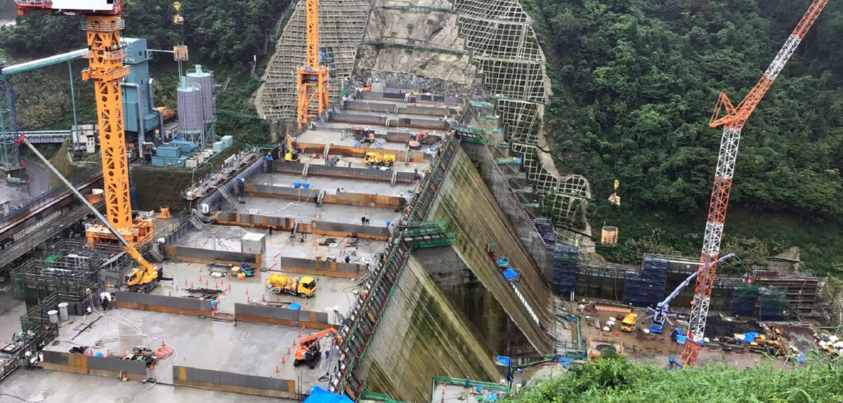 Japanese dam being constructed using robotics and automation | Robotics ...