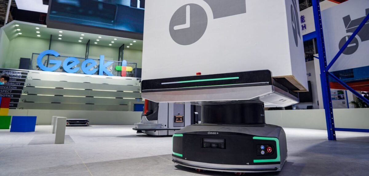 Geek+ launches sorting robot for large parcels | Robotics and Automation