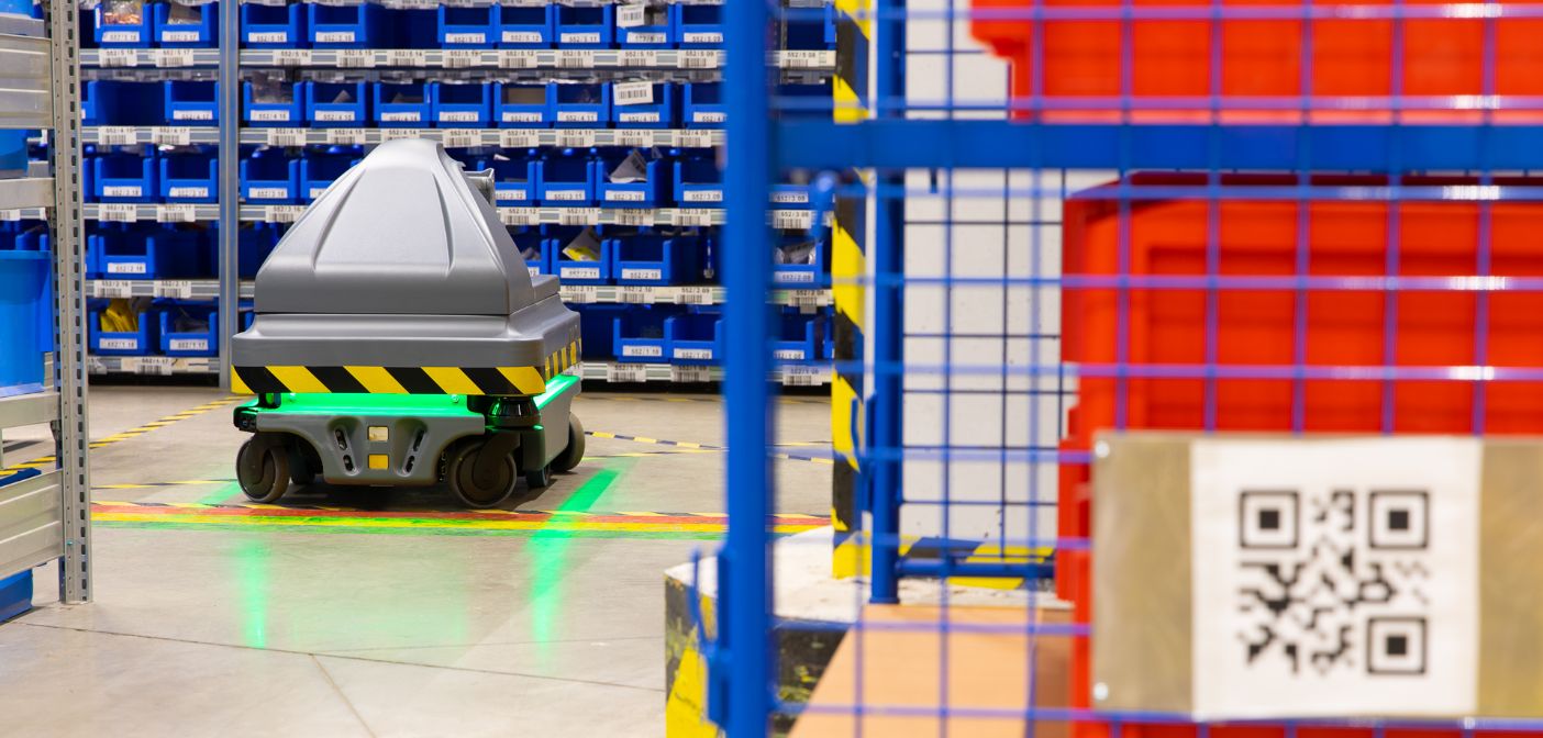DB Schenker introduces its first logistics robot in Czech Republic | Robotics and Automation