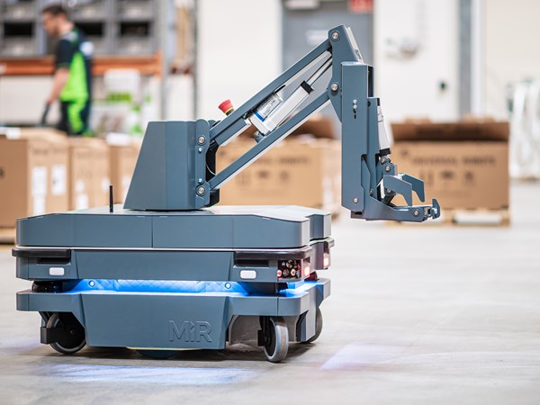 MiR introduces AMR for towing carts in dynamic spaces | Robotics and ...