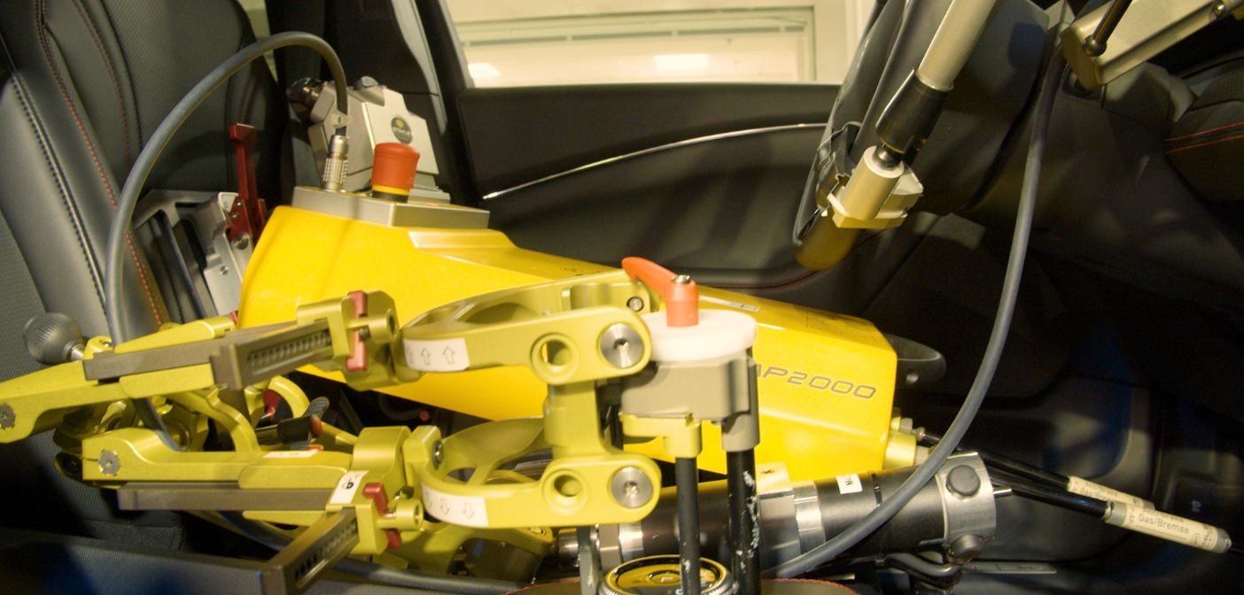 Ford recruits robot test drivers for extreme climatic vehicle trials ...