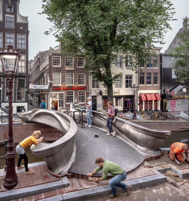 Digital twin to monitor world’s first 3D-printed bridge | Robotics and ...