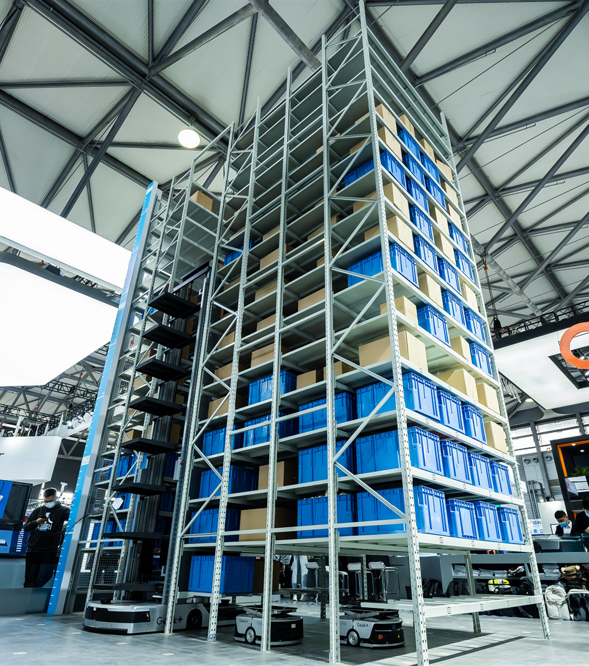 Geek+ unveils high-density robot solutions | Robotics and Automation