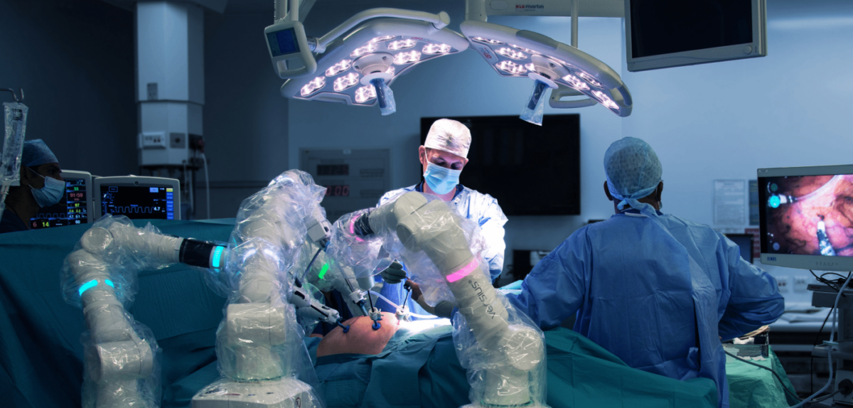 First London hospital adopts surgical robot for prostate removal ...