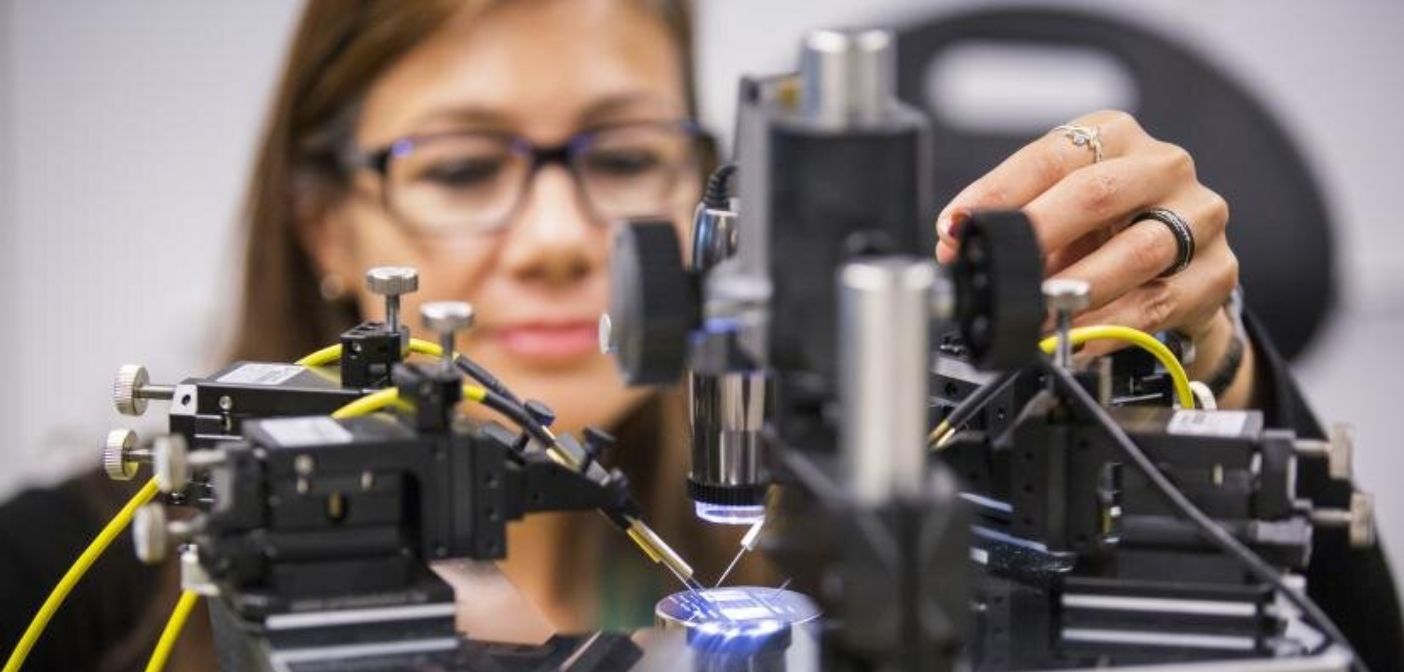 Sensors to revolutionise brain-controlled robotics | Robotics and ...