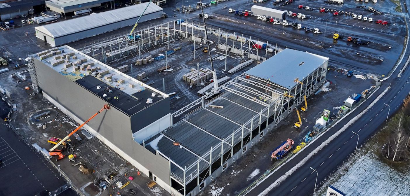 Scania to deploy ABB robots at automated battery assembly plant ...