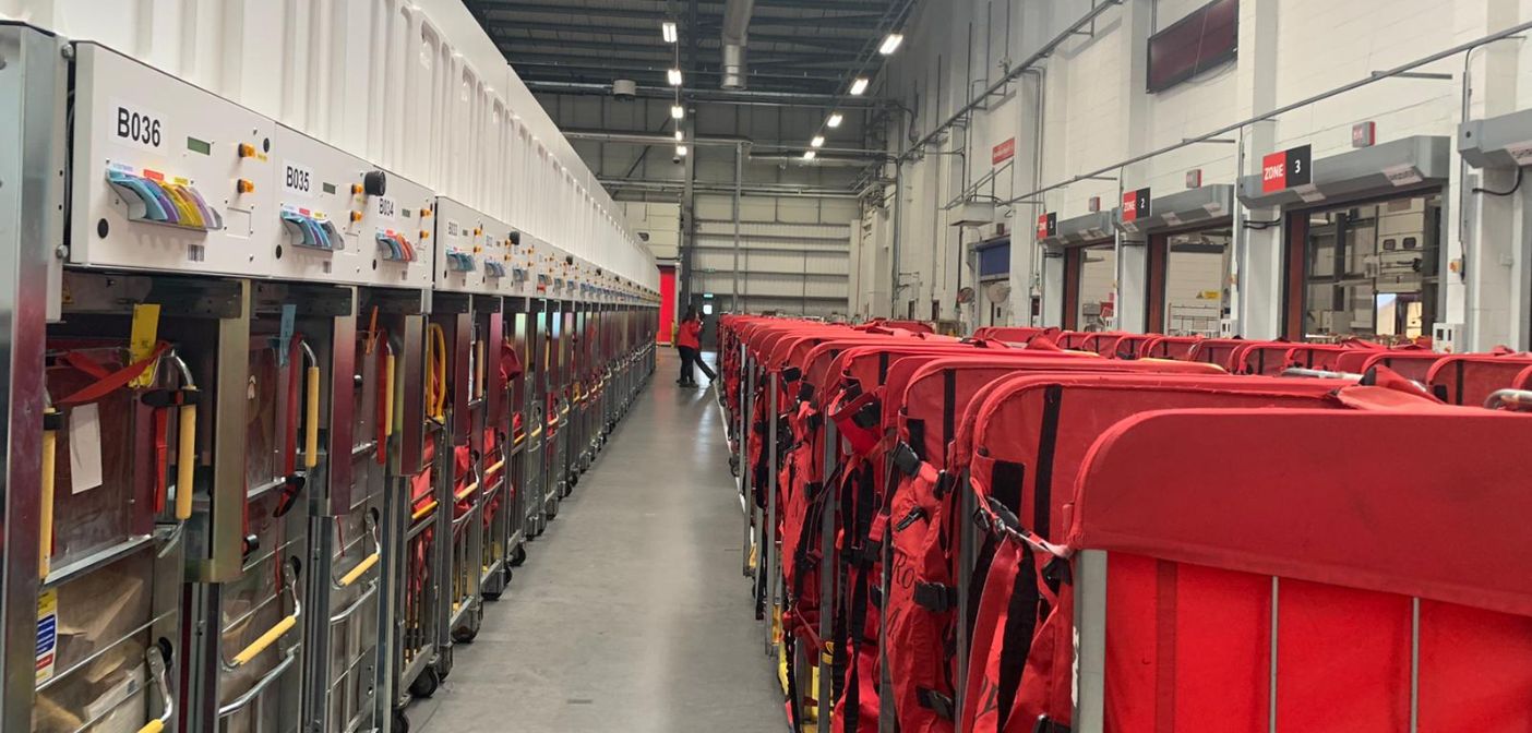 Royal Mail rolls out fully automated parcel sorting machine in ...
