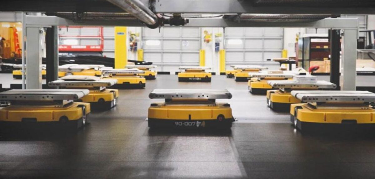 Autonomous picking robot developed by Plus One and Tompkins | Robotics ...