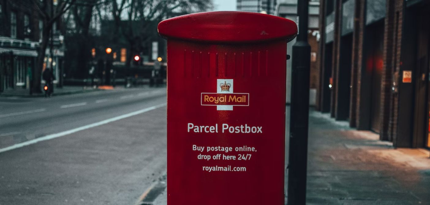 Royal Mail installs high-speed parcel sorting machine at Birmingham ...