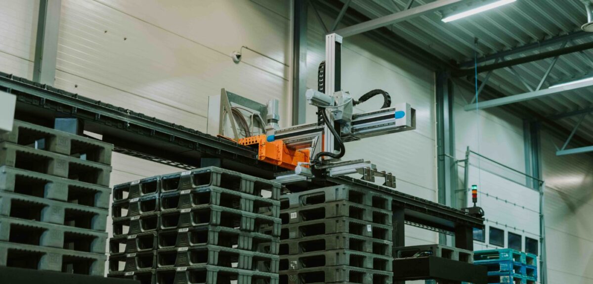 Norwegian warehouse to automate with Solwr pallet sorting robot ...