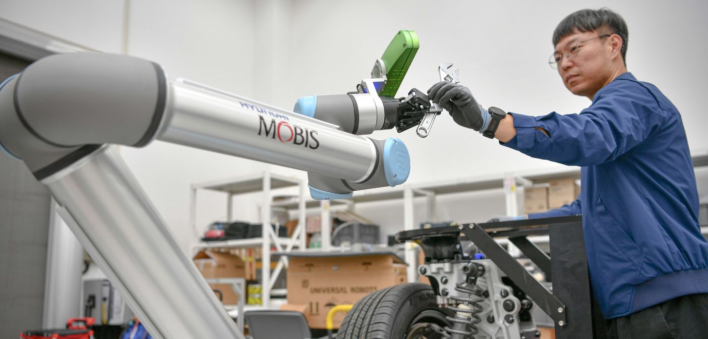 Hyundai unveils autonomous logistics cobot | Robotics and Automation