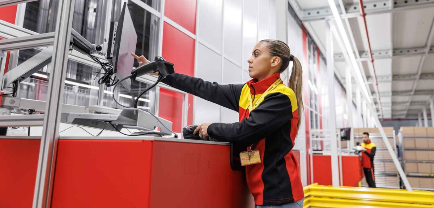 DHL Supply Chain opens largest fully-automated fulfilment centre in ...
