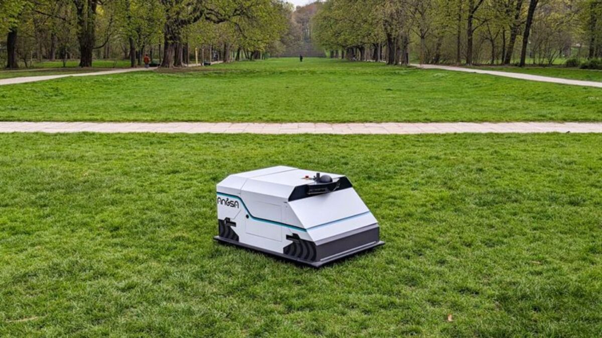 German company raises €2.5m for autonomous waste collection robot ...