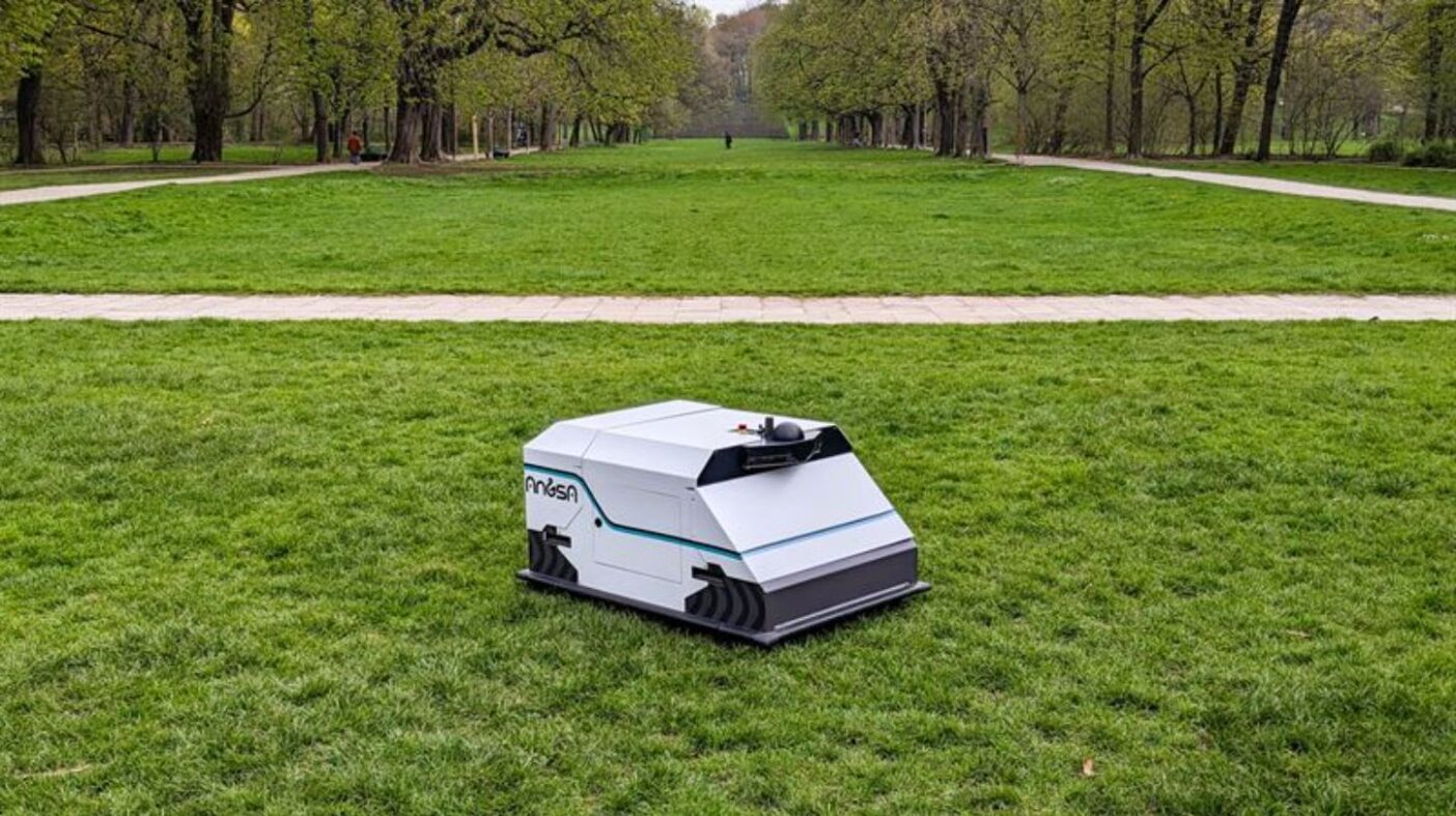 German company raises €2.5m for autonomous waste collection robot ...