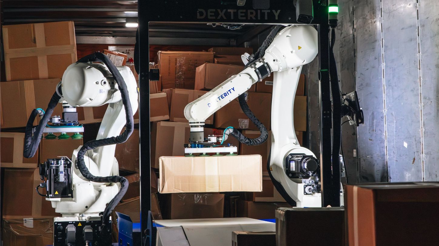 FedEx implements truck-loading robots | Robotics and Automation