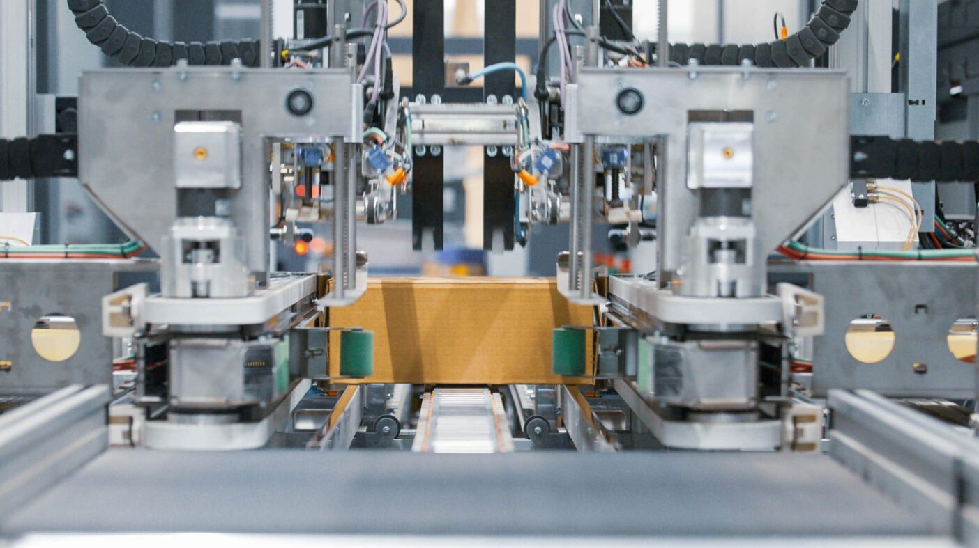JD Sports invests in packaging automation at two UK sites | Robotics ...