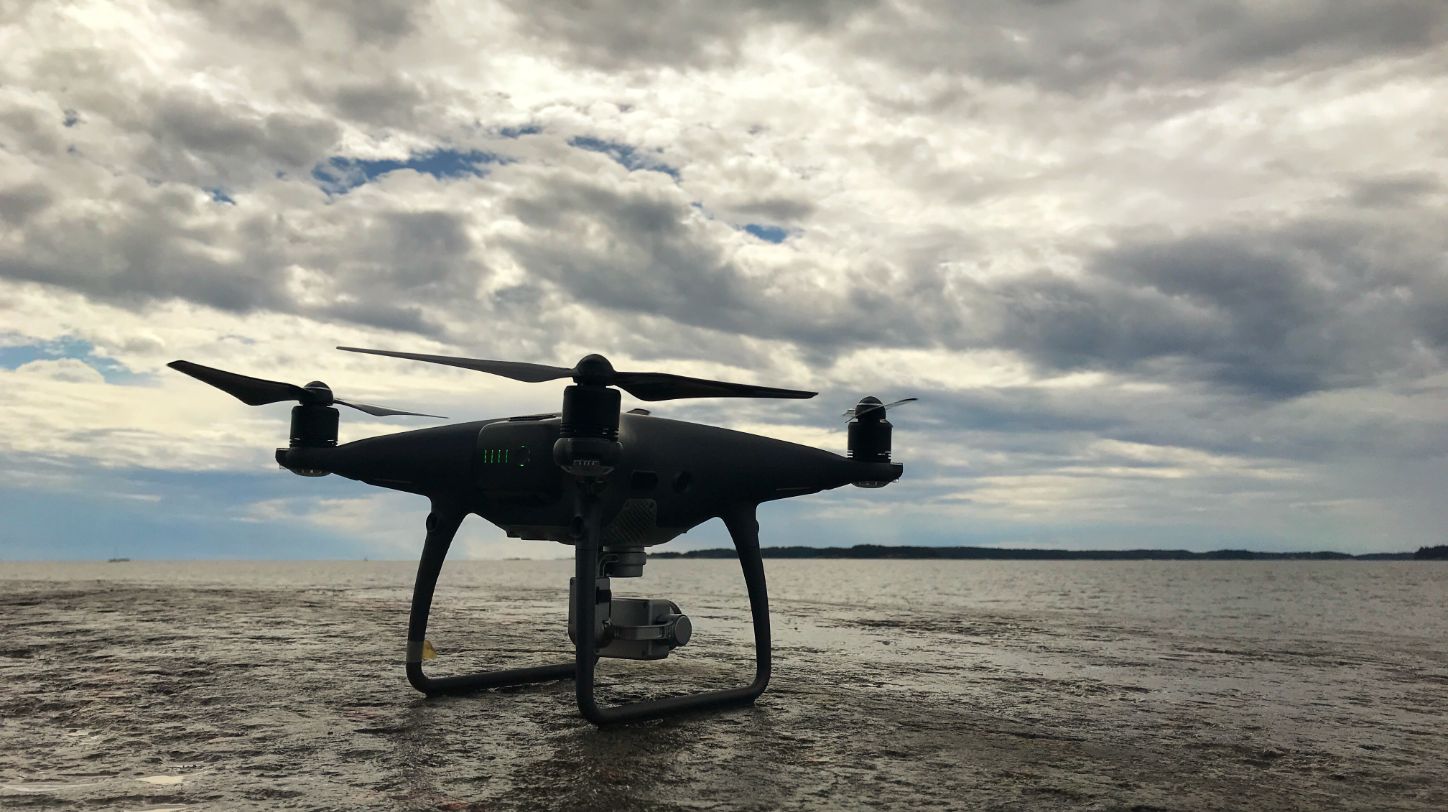 UK wind farm introduces giant cargo drones | Robotics and Automation