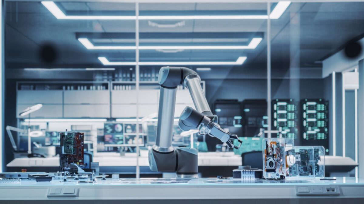 Bristol Robotics Laboratory develops robot to accelerate quantum ...