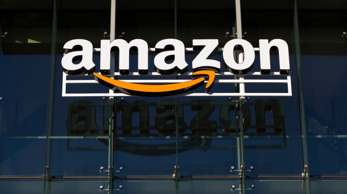 Amazon to invest big in automated logistics in 2024 | Robotics and ...
