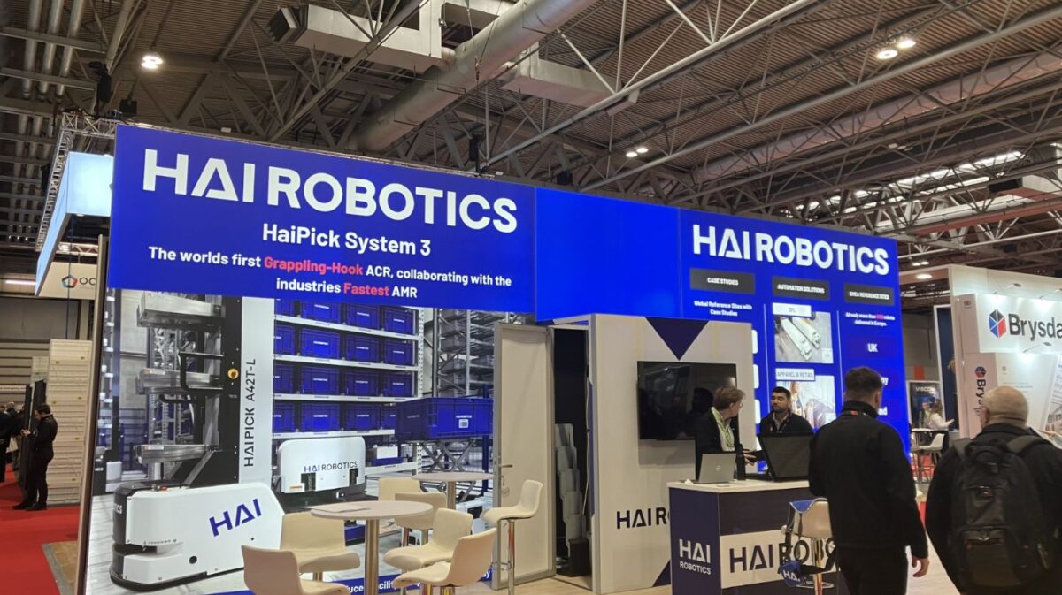 Live from Robotics and Automation 2024: scalable warehouse automation from Hai Robotics ...