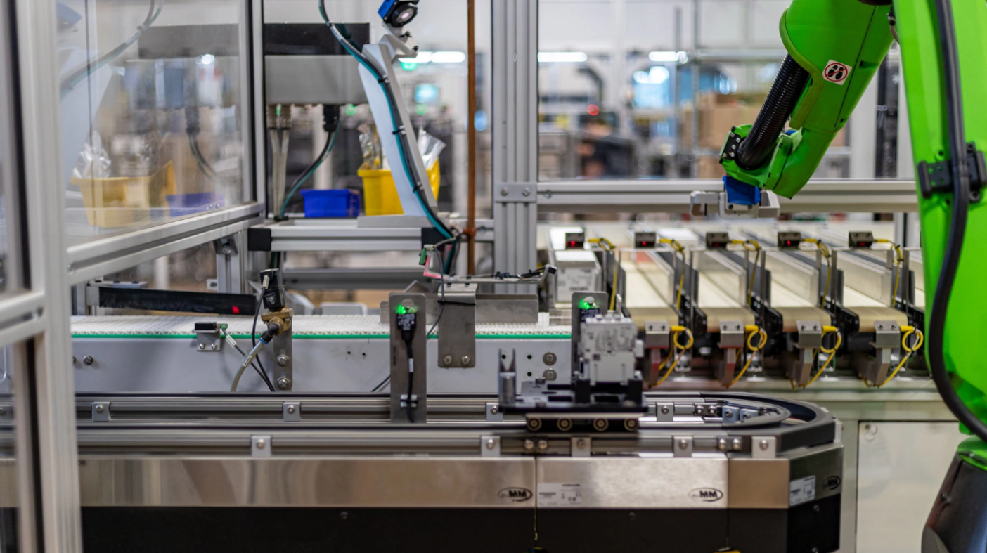 Middle East manufacturers take global lead in generative AI | Robotics ...